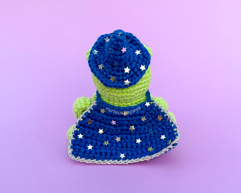 Frog Wizard amigurumi pattern - Amigurumi.com
