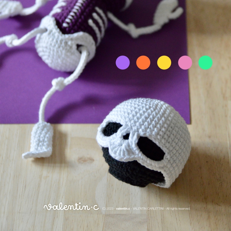 CATRINA the skeleton amigurumi pattern - Amigurumi.com
