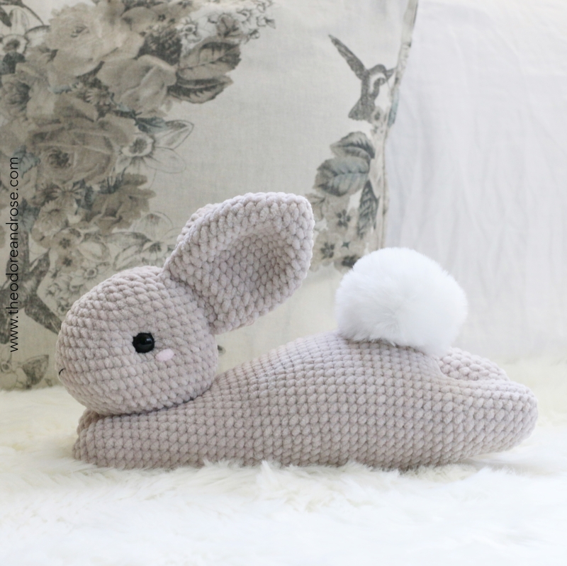 Plushie Bunny Rabbit amigurumi pattern - Amigurumi.com