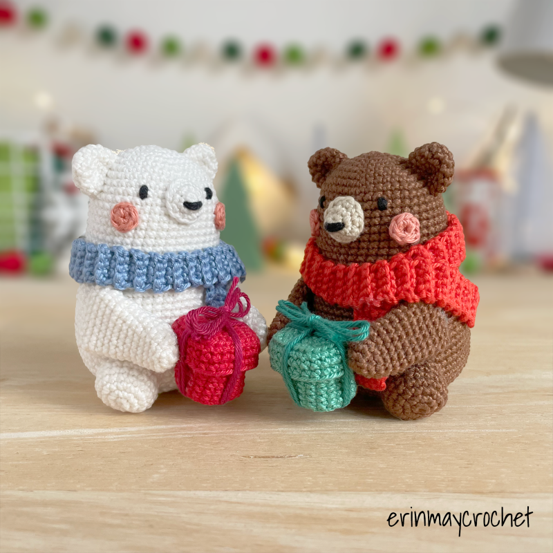 Beary Merry Christmas Bears amigurumi pattern - Amigurumi.com