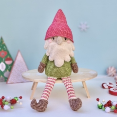 Twinkleton the Gnome amigurumi pattern - Amigurumi.com