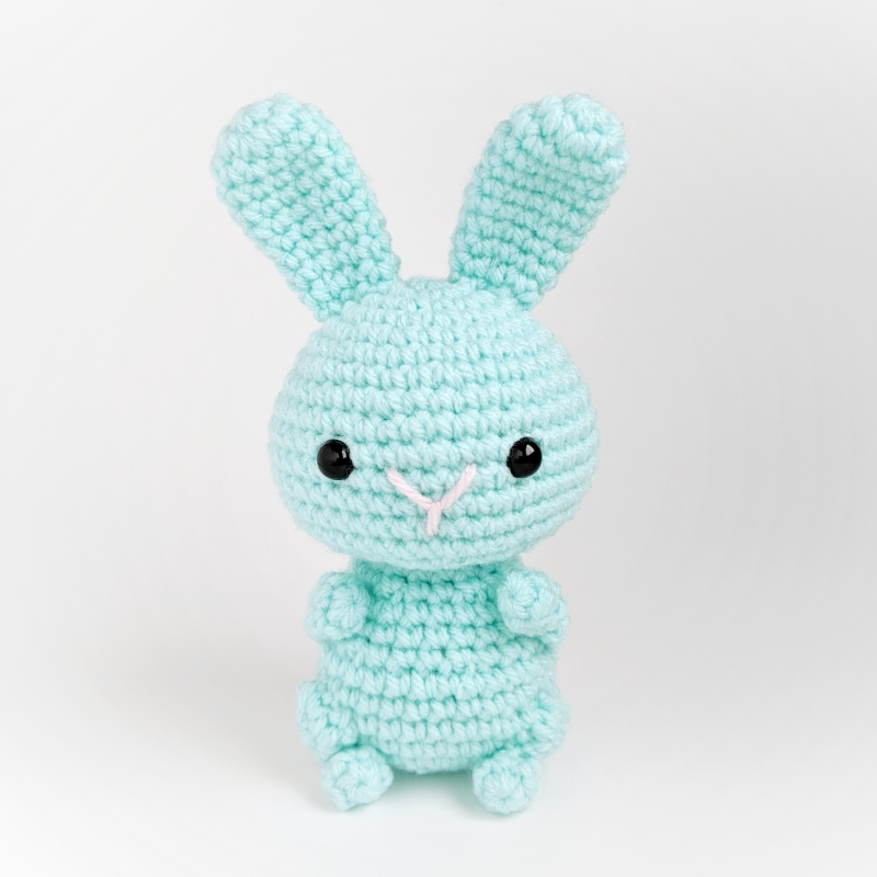 Mini Bunny Rabbit amigurumi pattern - Amigurumi.com