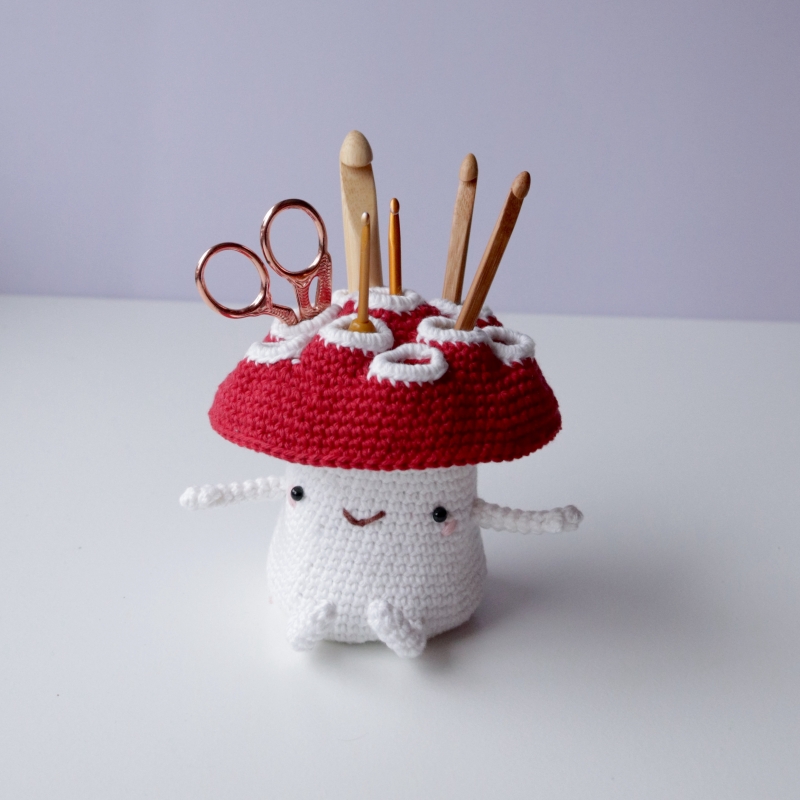 Tidy Little Toadstool amigurumi pattern - Amigurumi.com
