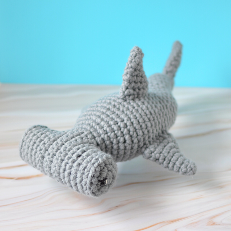 Holly the Hammerhead Shark amigurumi pattern - Amigurumi.com