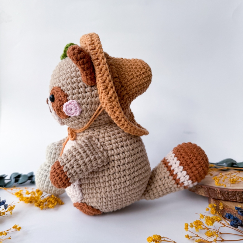 Tori the Tanuki amigurumi pattern - Amigurumi.com