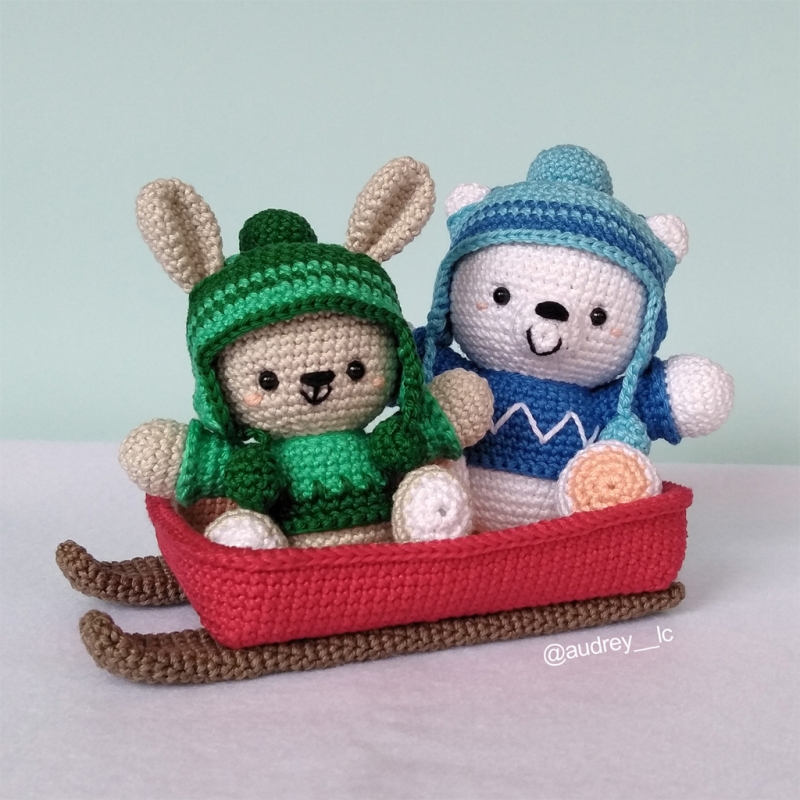 Sled Buddies amigurumi pattern - Amigurumi.com