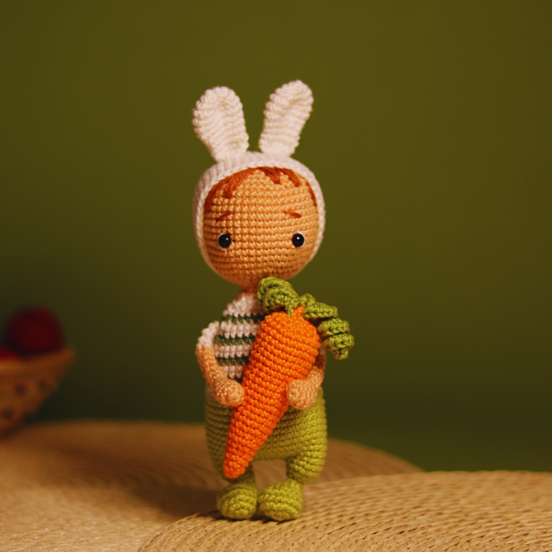 Carl, the rabbit amigurumi amigurumi pattern - Amigurumi.com