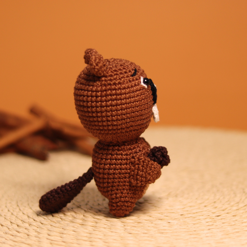 Woody, the beaver amigurumi pattern - Amigurumi.com