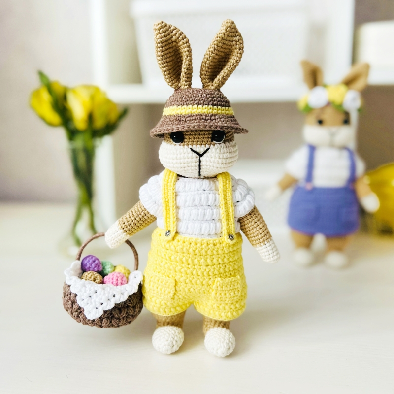 Easter bunnies amigurumi pattern - Amigurumi.com