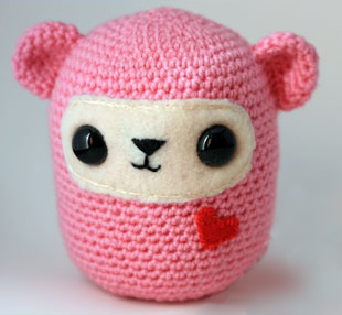 Pink and Cute - Free amigurumi pattern