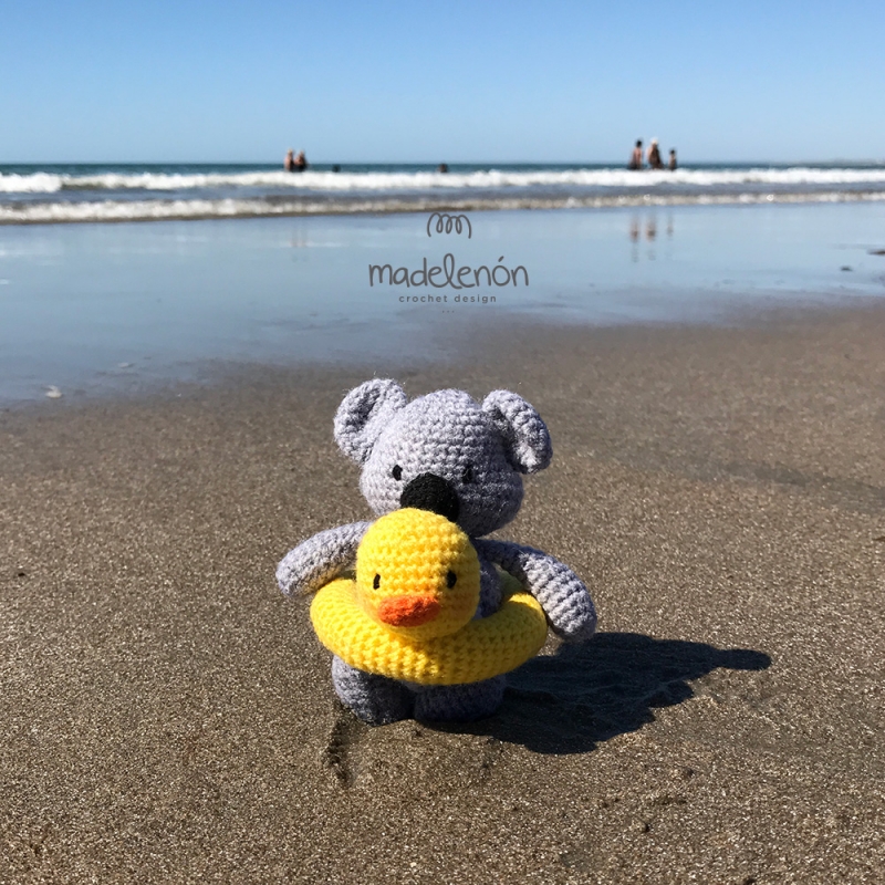 Duck floaty - Free amigurumi pattern