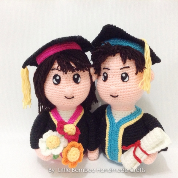 Graduation Couple amigurumi pattern - Amigurumi.com