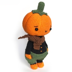 Ginger the Pumpkin amigurumi pattern - Amigurumi.com