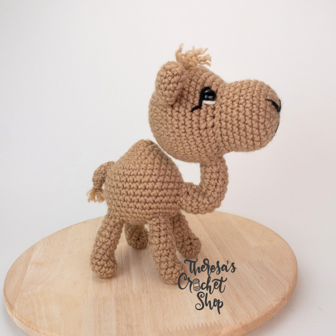 Camille the Camel amigurumi pattern - Amigurumi.com