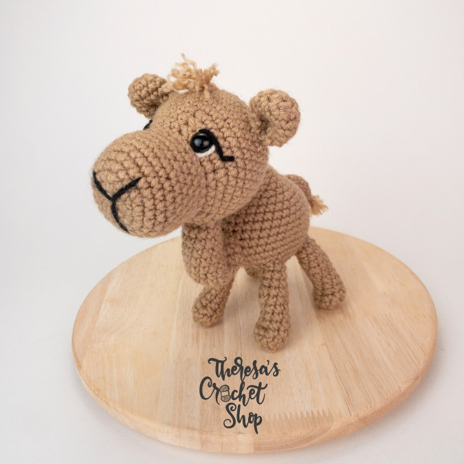 Camille the Camel amigurumi pattern - Amigurumi.com