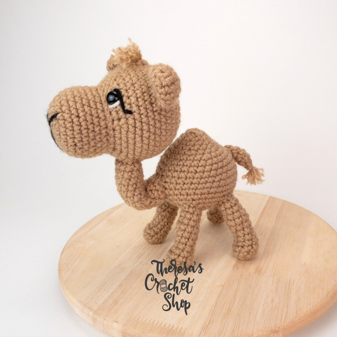 Camille the Camel amigurumi pattern - Amigurumi.com