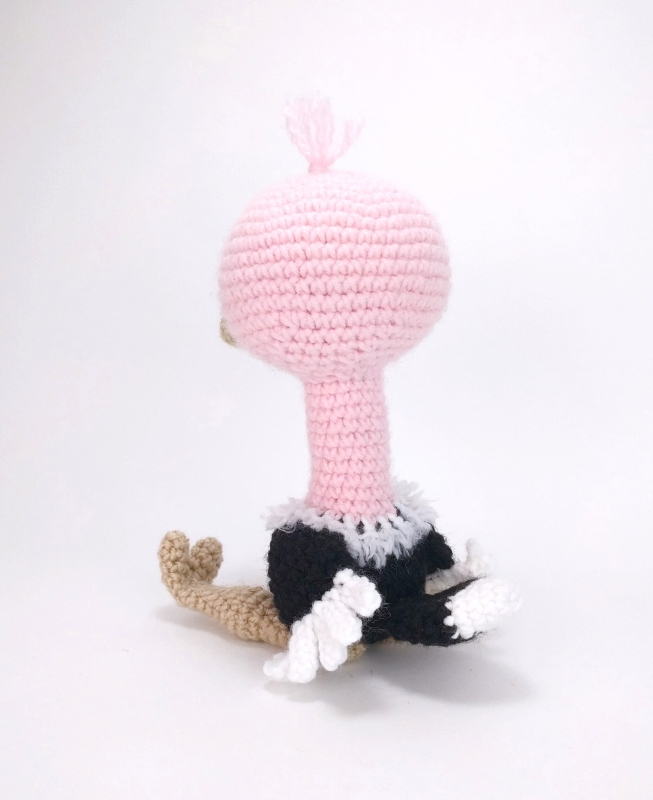 Olive the Ostrich amigurumi pattern - Amigurumi.com