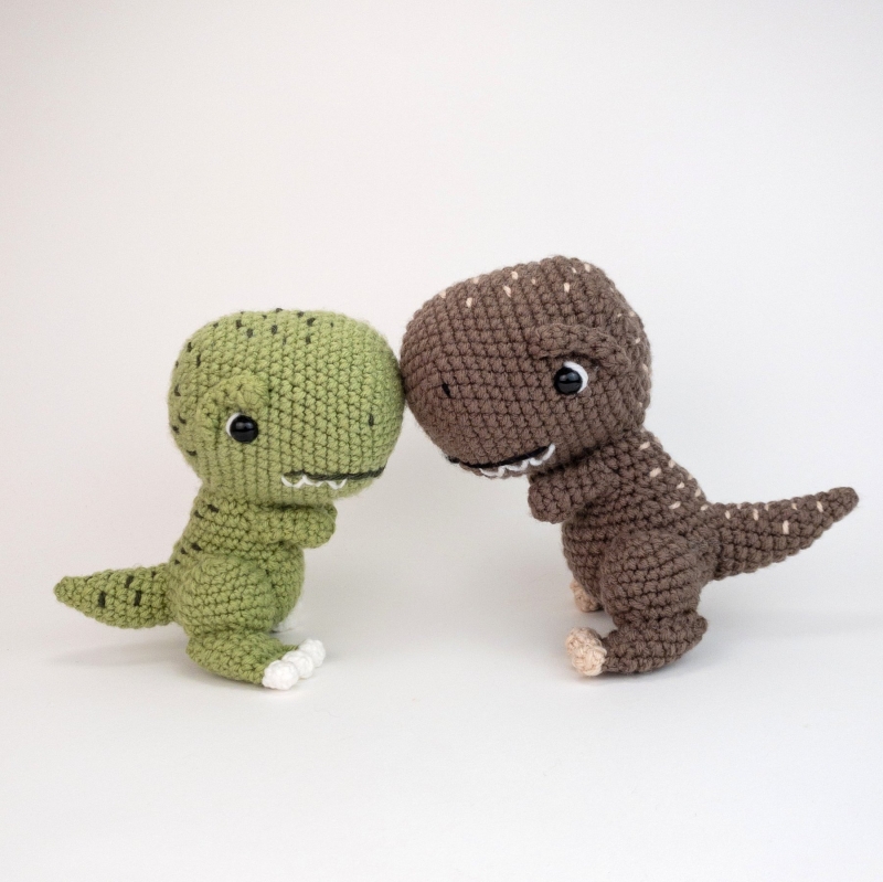 Troy the T-Rex amigurumi pattern - Amigurumi.com