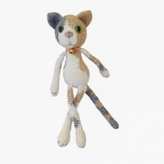Chloe the Cat amigurumi pattern - Amigurumi.com