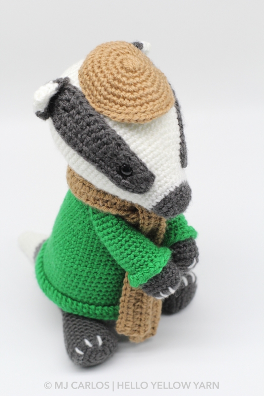Mr. Timothy Badger amigurumi pattern - Amigurumi.com