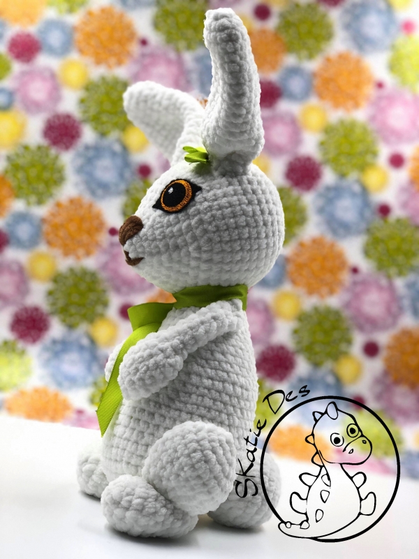 Easter Bunny amigurumi pattern - Amigurumi.com