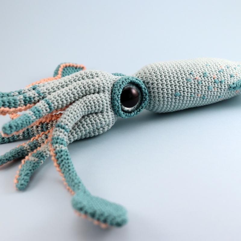 Percy The Squid amigurumi pattern - Amigurumi.com