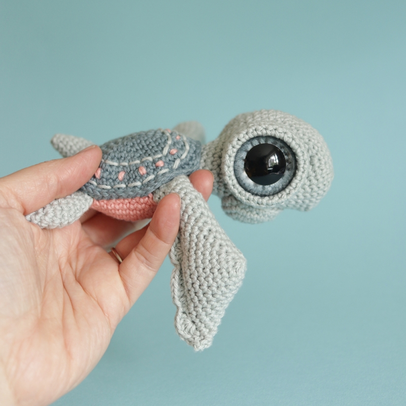 Seymour The Sea Turtle amigurumi pattern - Amigurumi.com
