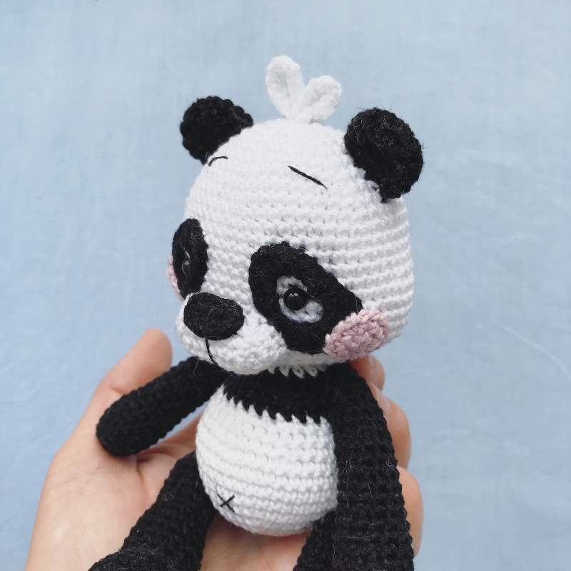 Boomer the little Panda amigurumi pattern - Amigurumi.com