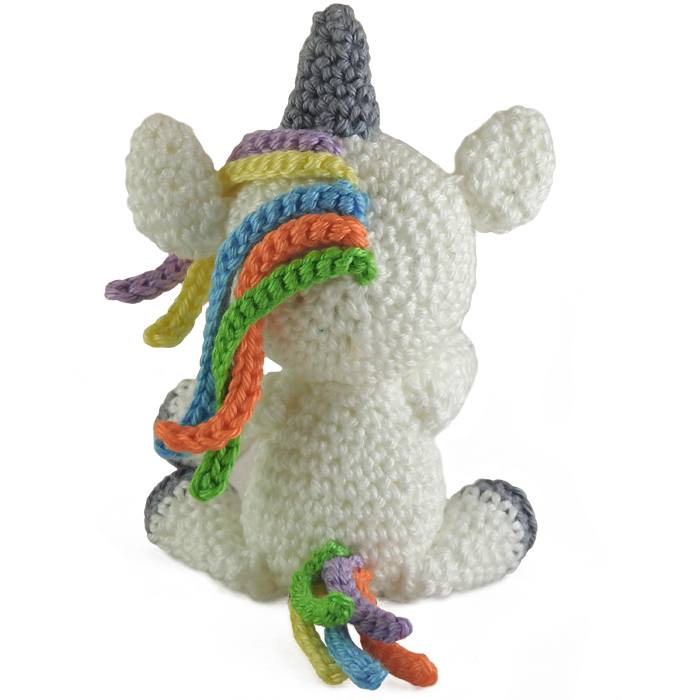 Magical Cake amigurumi pattern - Amigurumi.com