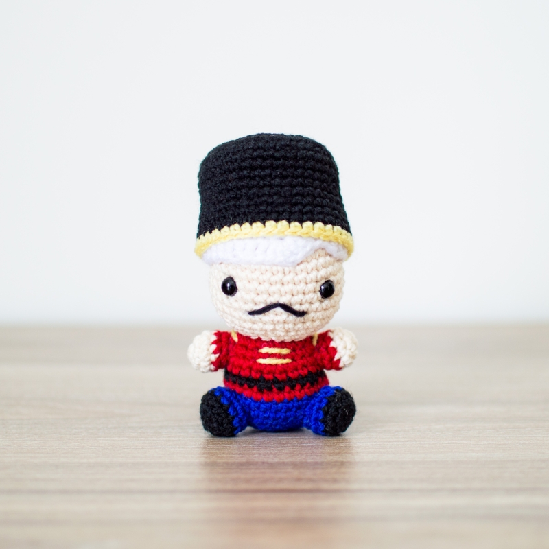 Baby Nutcracker amigurumi pattern - Amigurumi.com