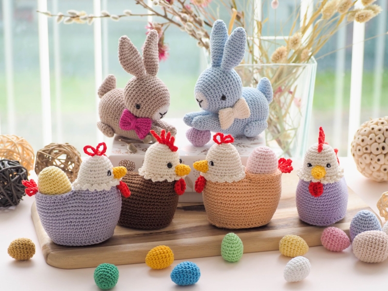 Easter Decoration: Chick with Egg, Rooster, Bunny with Bow and Bunny ...