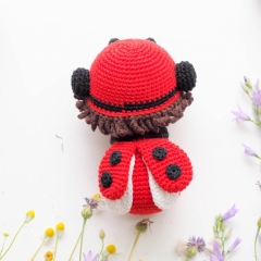 Crochet Lady Bug amigurumi pattern - Amigurumi.com