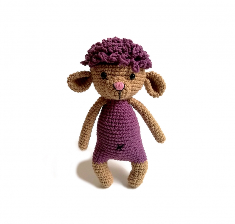 Little Lamb amigurumi pattern - Amigurumi.com