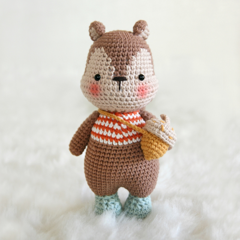 My chubby pet - Squirrel amigurumi pattern - Amigurumi.com