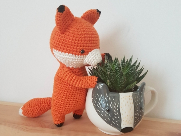 Fergus the fiery fox amigurumi pattern - Amigurumi.com