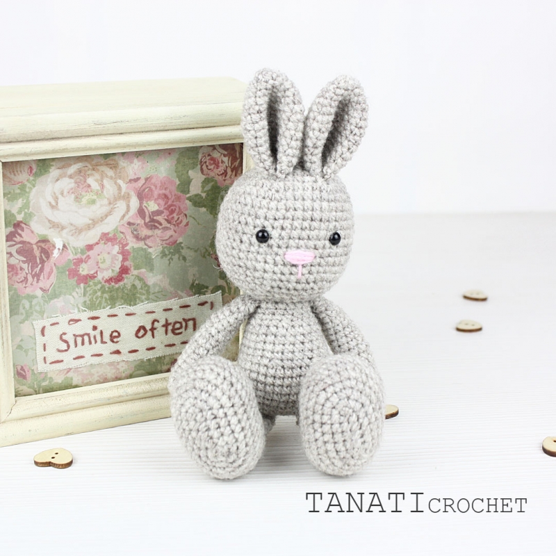 Mini Bunny amigurumi pattern - Amigurumi.com