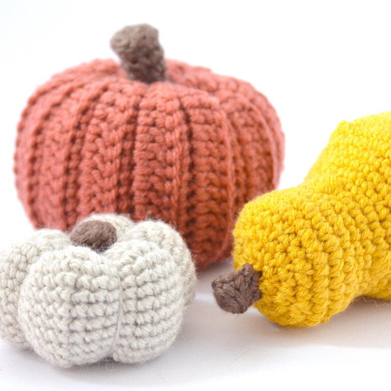 Pumpkin Trio amigurumi pattern - Amigurumi.com