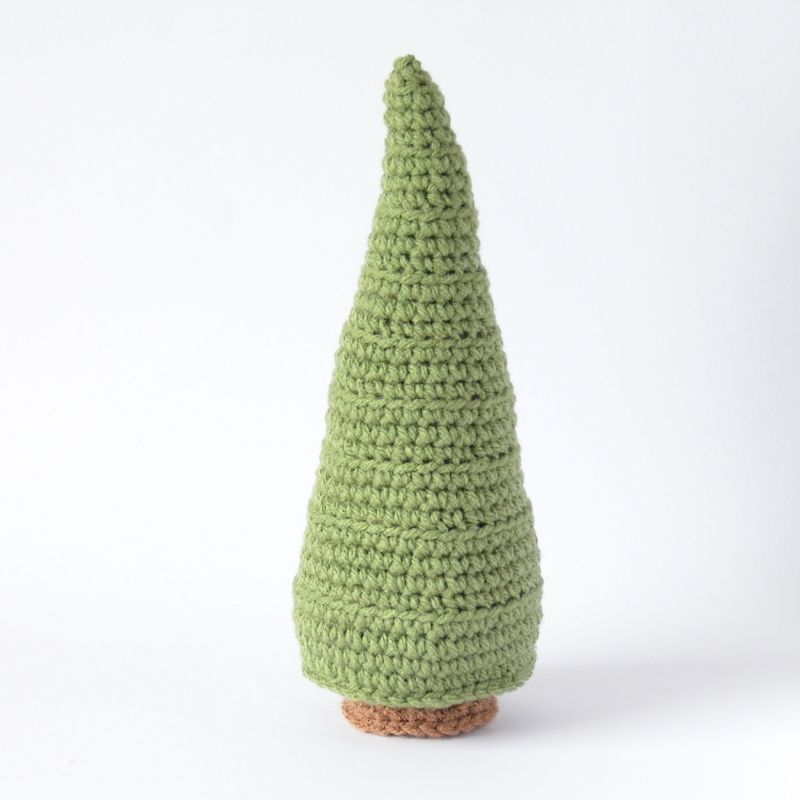 Rustic Christmas Tree amigurumi pattern - Amigurumi.com