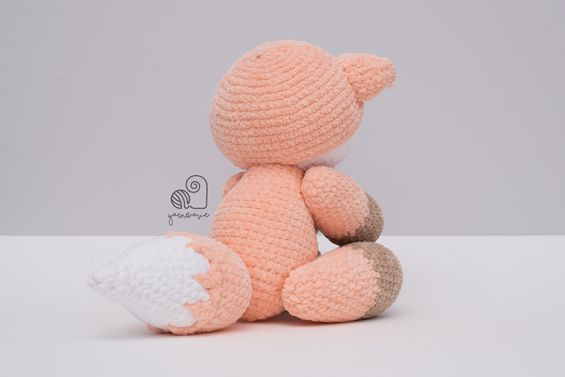 Fluffy fox amigurumi pattern - Amigurumi.com