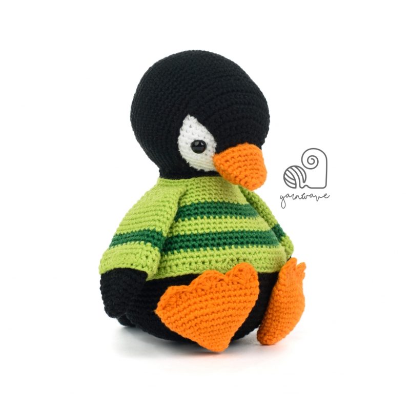 Moe the Penguin amigurumi pattern - Amigurumi.com