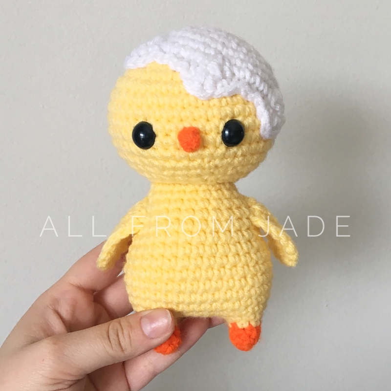 Charlie the Chick amigurumi pattern - Amigurumi.com
