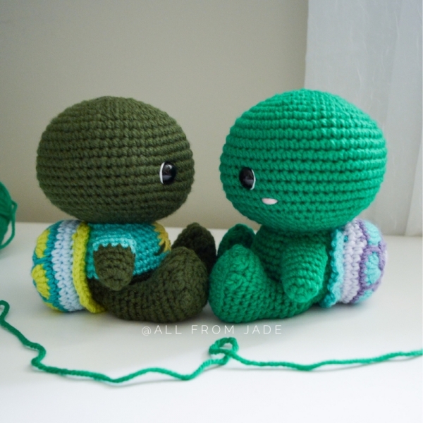 Emmy & Eddy the Turtles amigurumi pattern - Amigurumi.com
