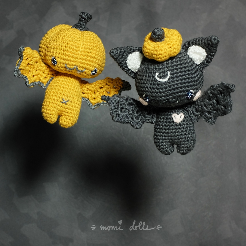 Swifty the Bat, and a Pumpkin Bat amigurumi pattern - Amigurumi.com