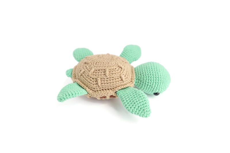 Marina the Sea Turtle amigurumi pattern - Amigurumi.com