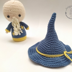 Little Big Wizard amigurumi pattern - Amigurumi.com