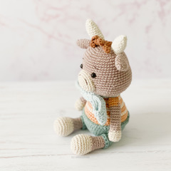 Billy the Bull amigurumi pattern - Amigurumi.com