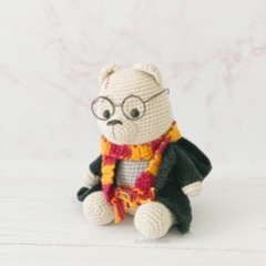 Harry the Wizard Bear amigurumi pattern - Amigurumi.com