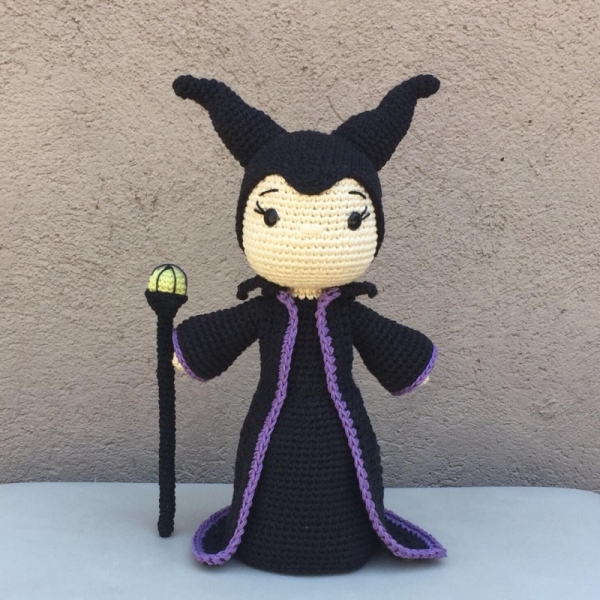 Maleficent amigurumi pattern - Amigurumi.com