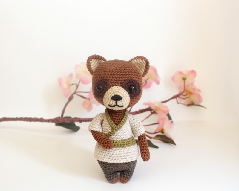 Eichiki the tanuki amigurumi pattern - Amigurumi.com