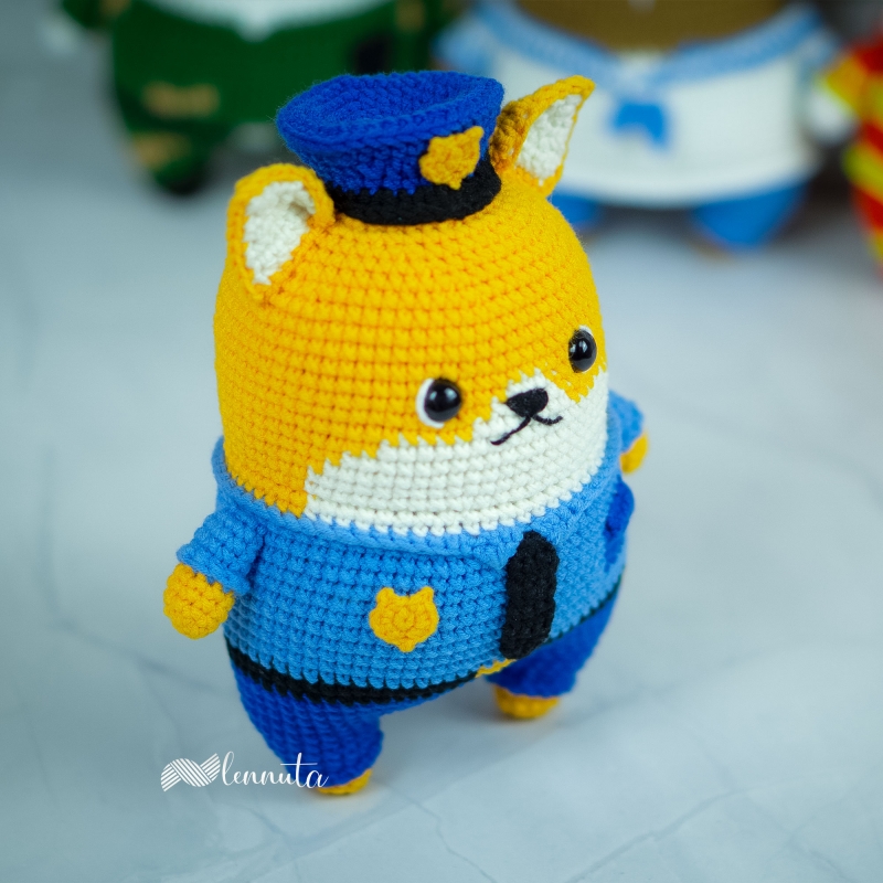 Shiba the Police Officer amigurumi pattern - Amigurumi.com
